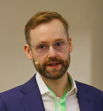 Diligenz.ai | AI Consulting for Investment Teams